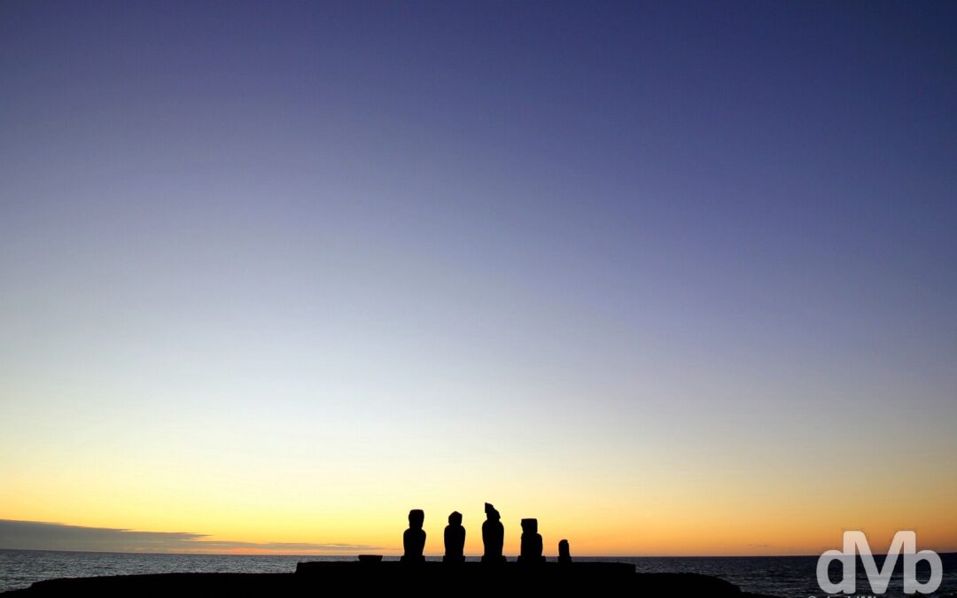 Tahai sunset Easter Island - Worldwide Destination Photography & Insights